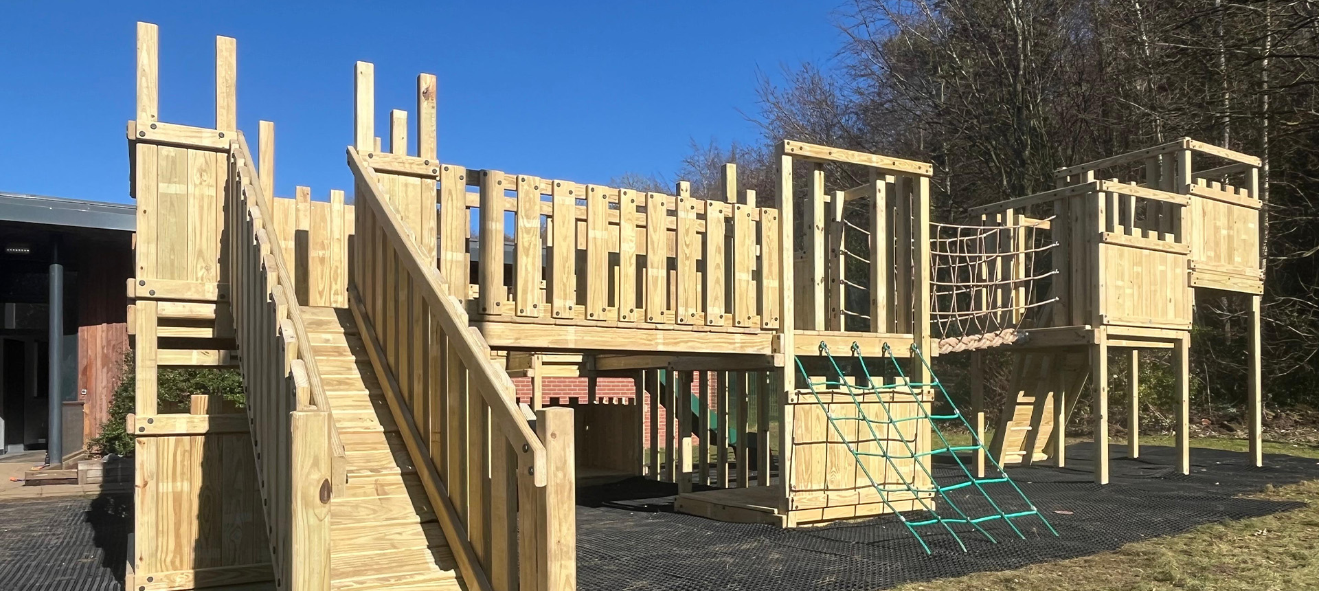 Elemore Hall School | Home Front Outdoor Play